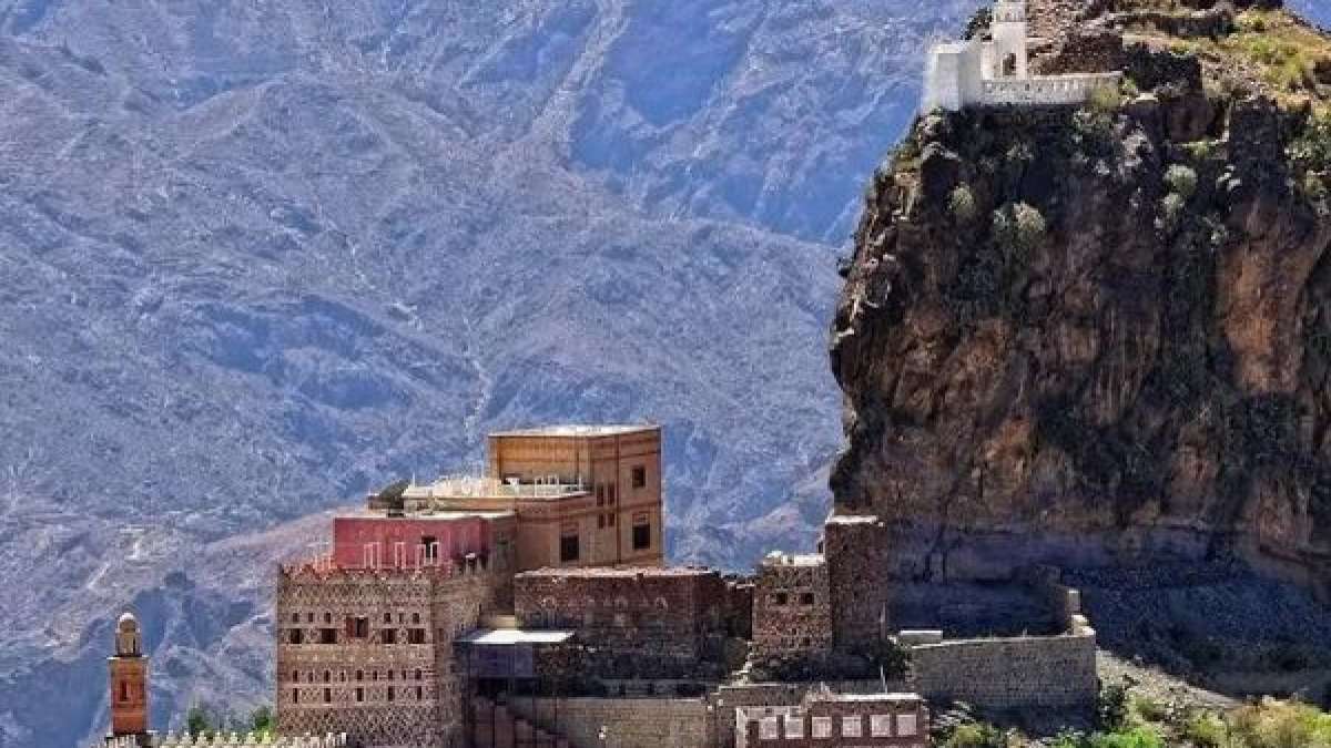 दुनिया के इस स्थान पर कभी नहीं बरसते बादल, जानिए इस अनोखे गांव के बारे ...