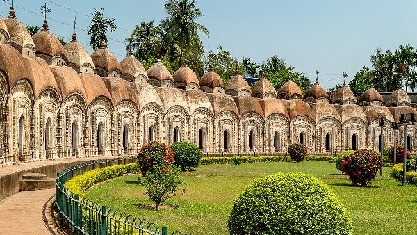 सावन में करें 214 साल पुराने इस मंदिर में महादेव के 108 शिवलिंगों की ...